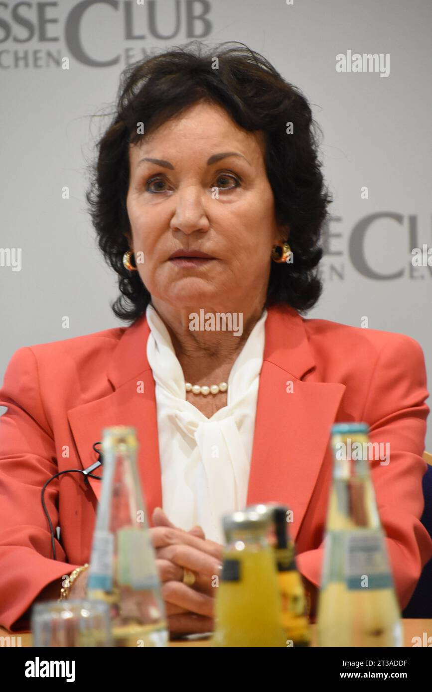 Edeltraud Lioba Miller PANAM Stewardess a.D Buchautorin ÐMythos Fliegen ...