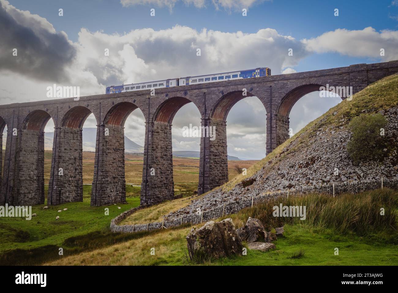 22.10.23 Ribblehead, North Yorkshire, UK. Train passing over Ribblehead ...