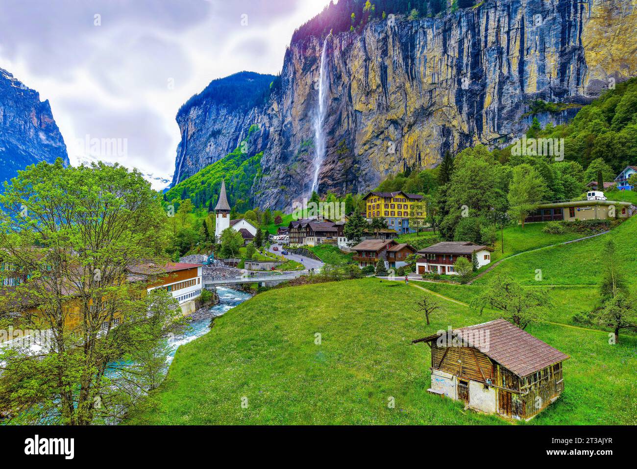Panoramic view of Lauterbrunnen valley and Staubbach Fall in Swiss Alps ...