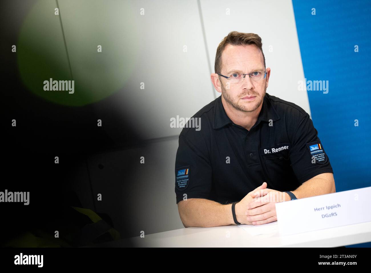 Cuxhaven, Germany. 24th Oct, 2023. Robby Renner, head of ...