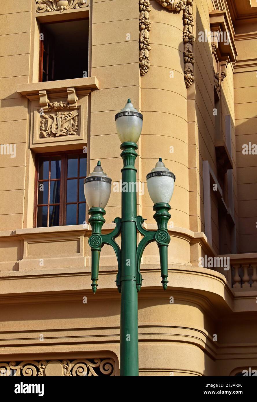 Antique street lamp in hi-res stock photography and images - Alamy