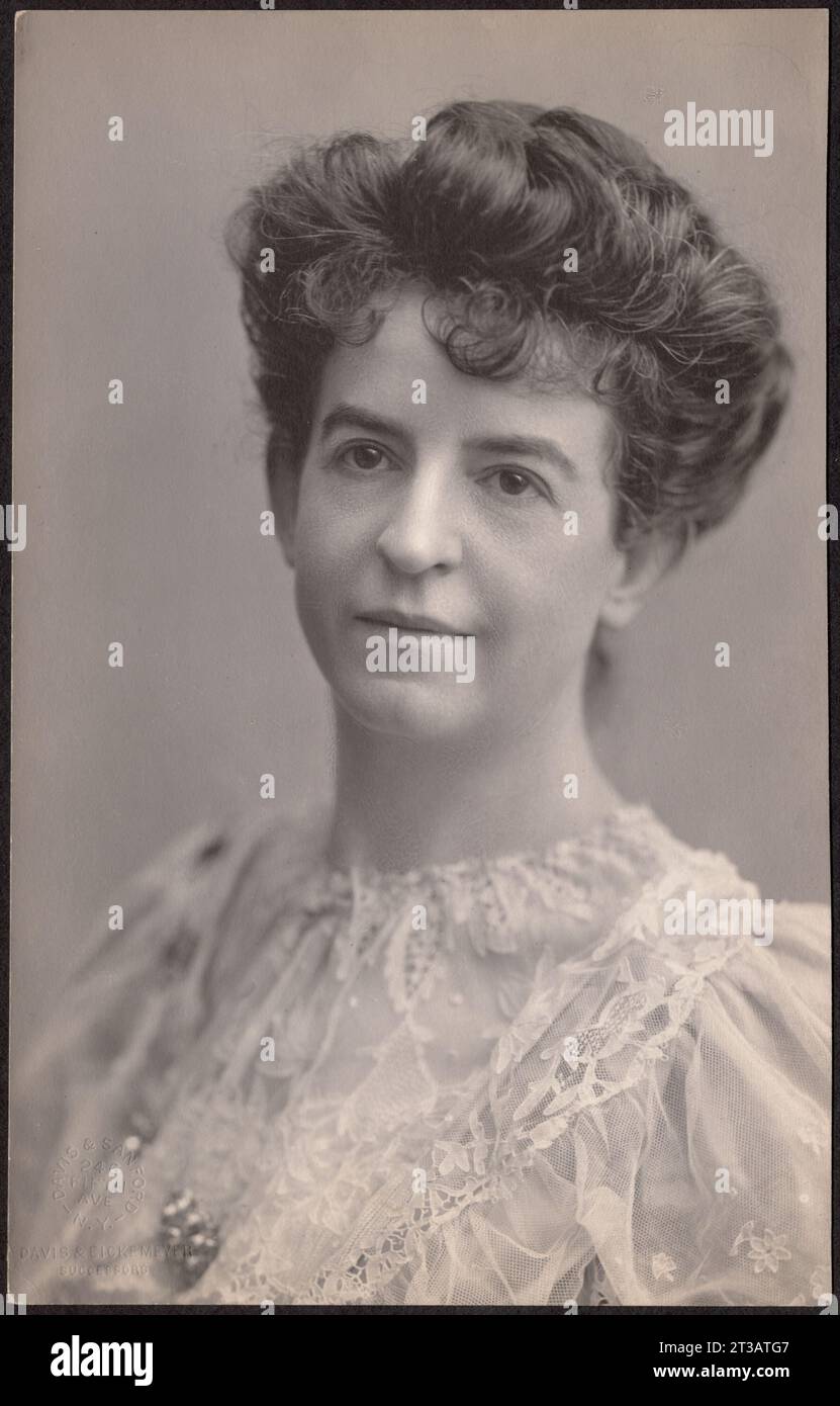Maud powell hi-res stock photography and images - Alamy