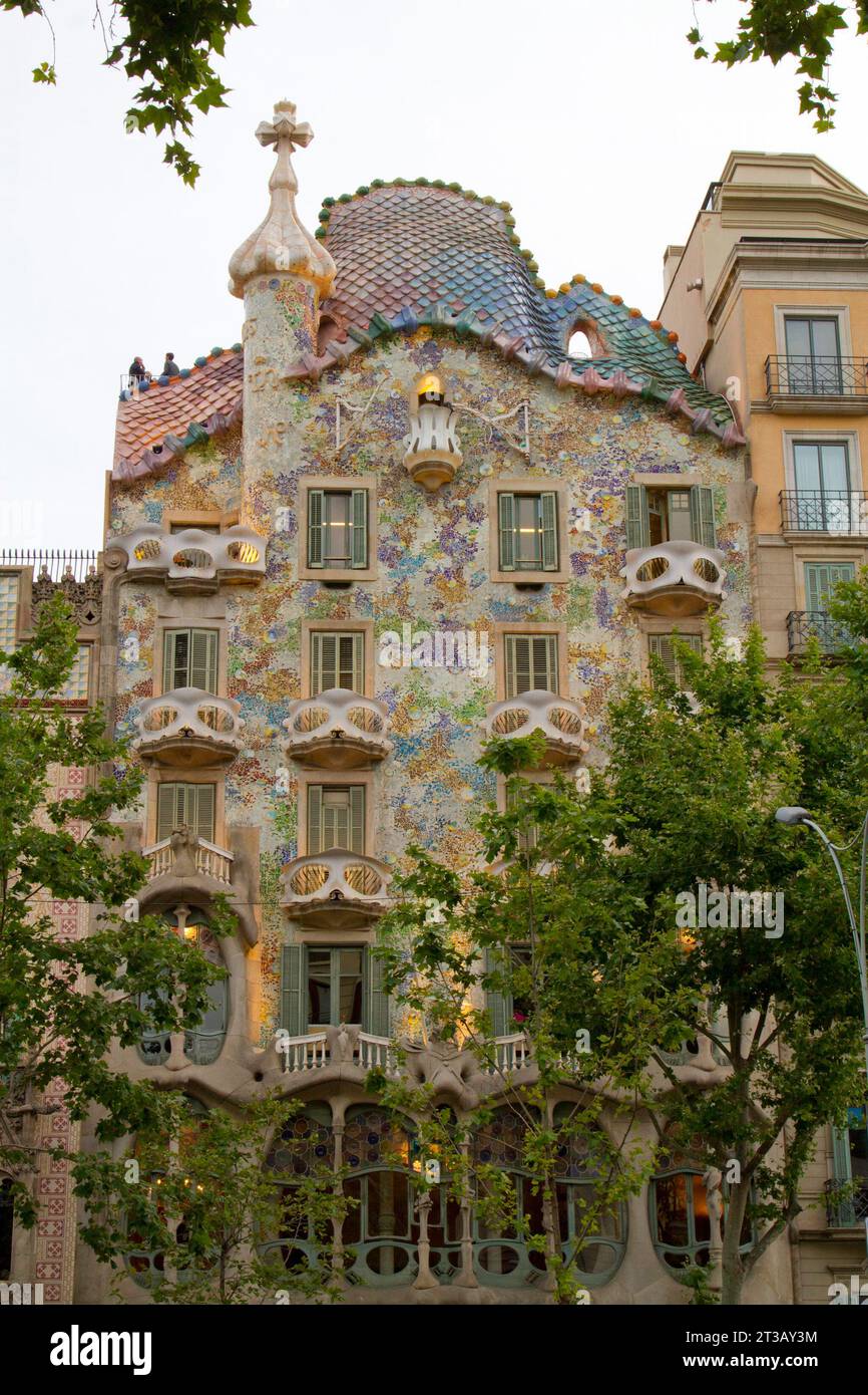 CASA BATILO BARCELONA SPAIN Stock Photo - Alamy