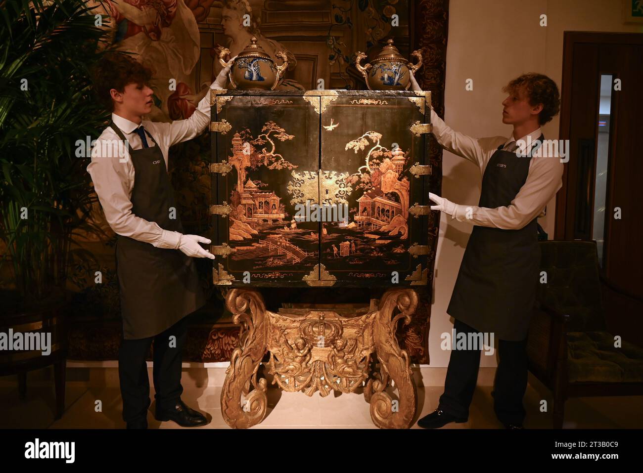 Conran designer family hi-res stock photography and images - Alamy