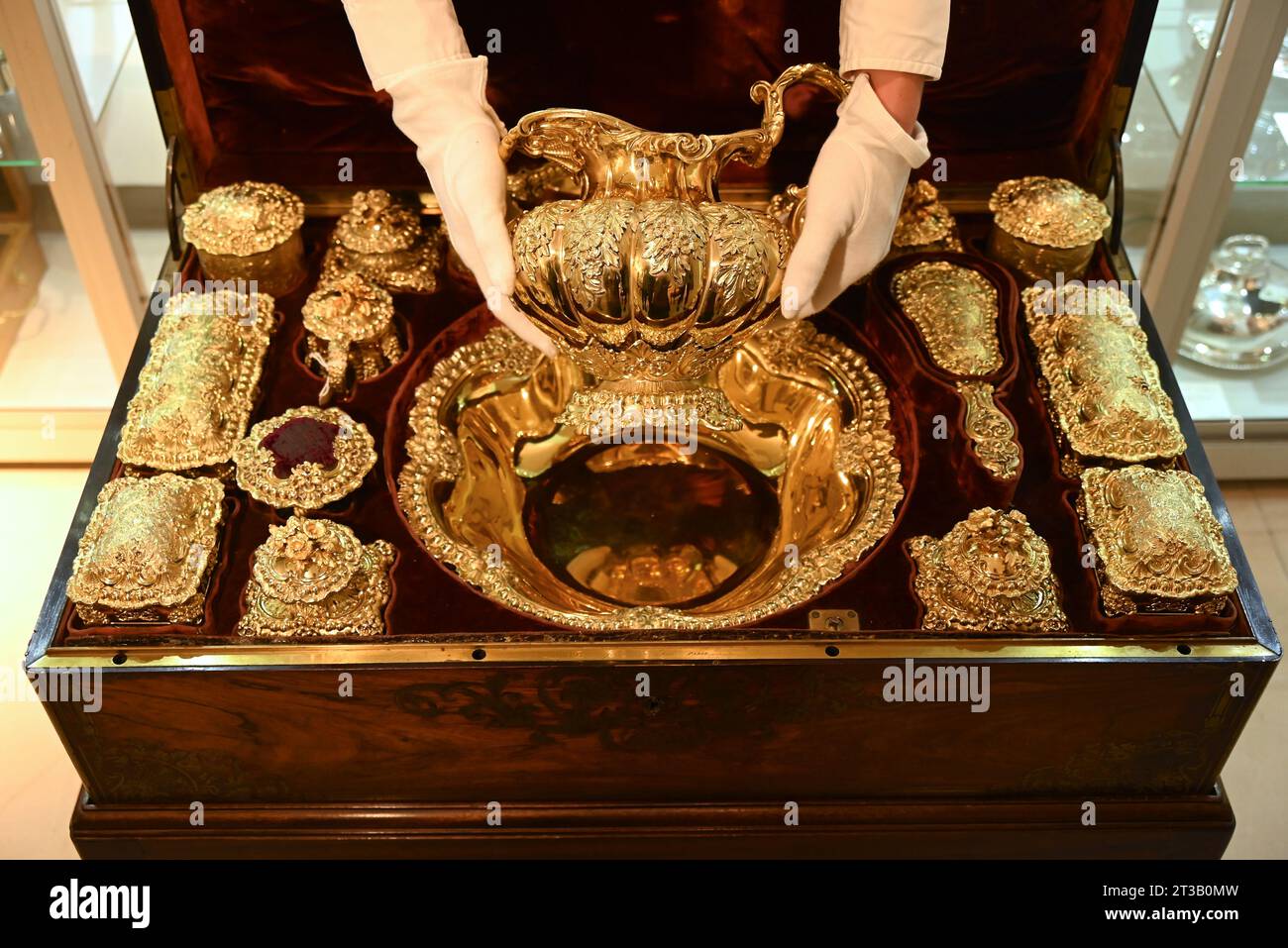 The London sale is distinguished by pieces with rich provenance from ...