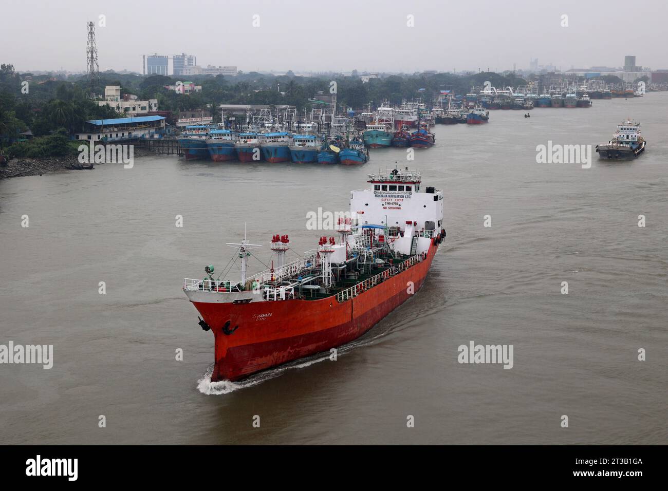 October 24, 2023, Chittagong, Karnaphuli river, Bangladesh: Cyclone ...