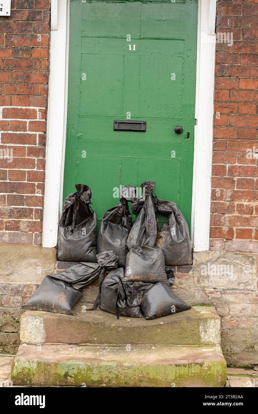 Bewdley, UK. 23rd October, 2023. Bewdley after Storm Babet. River ...