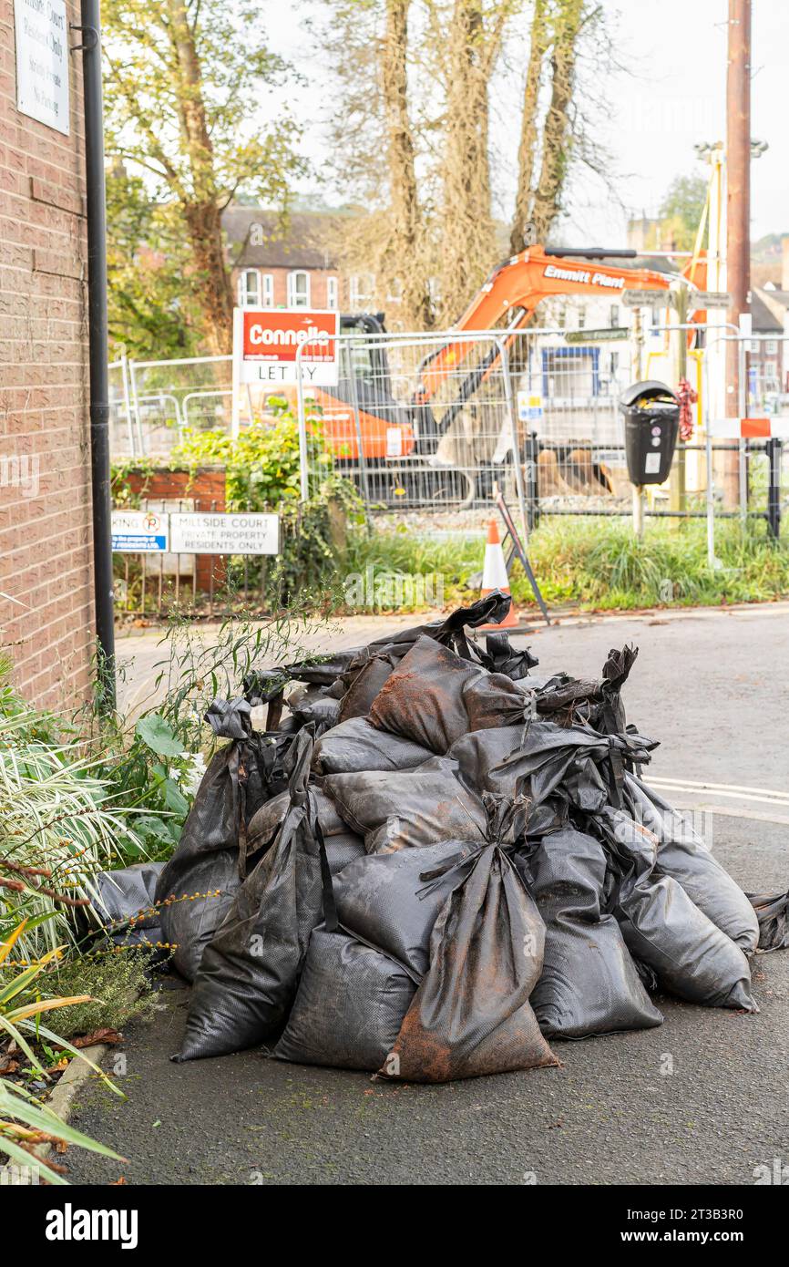 Bewdley, UK. 23rd October, 2023. Bewdley after Storm Babet. River ...