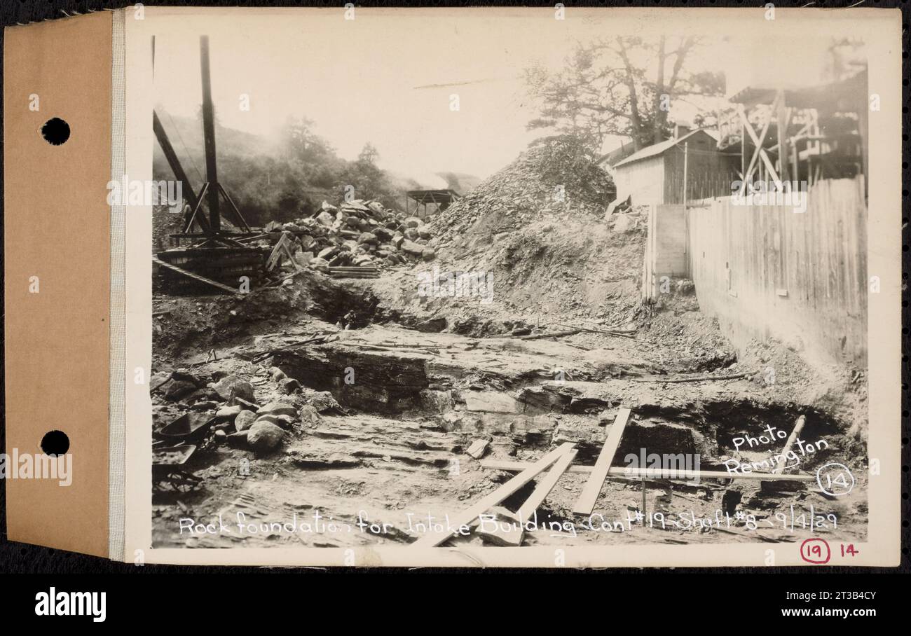 Rock with substructure hi-res stock photography and images - Alamy