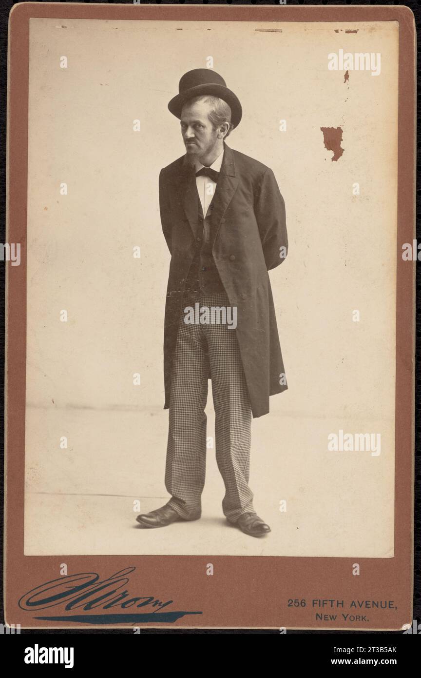 David warfield hi-res stock photography and images - Alamy