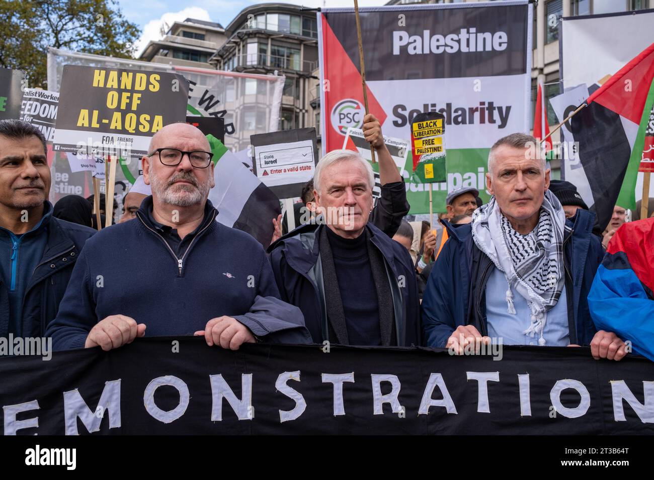 Thousands march through Central London in protest against Israel's ...