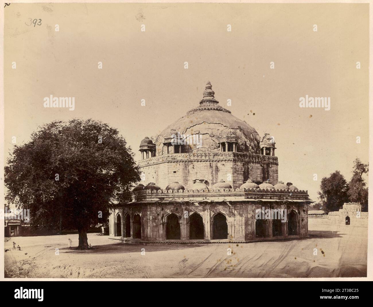 Tomb of Hasan Khan Suri, Sasaram, India Stock Photo - Alamy