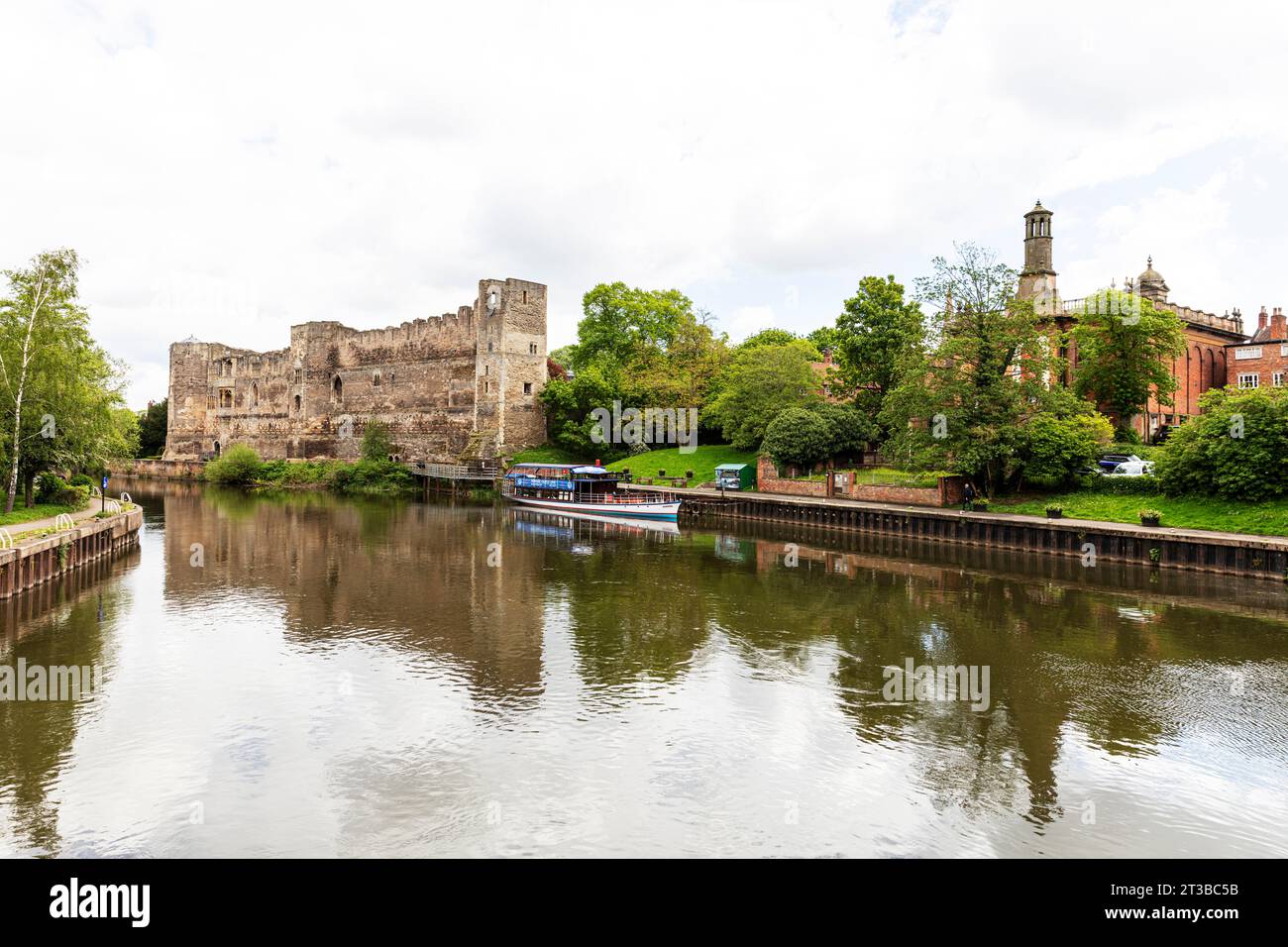 Newark castle, Newark, Newark On Trent, Nottinghamshire,UK, England ...
