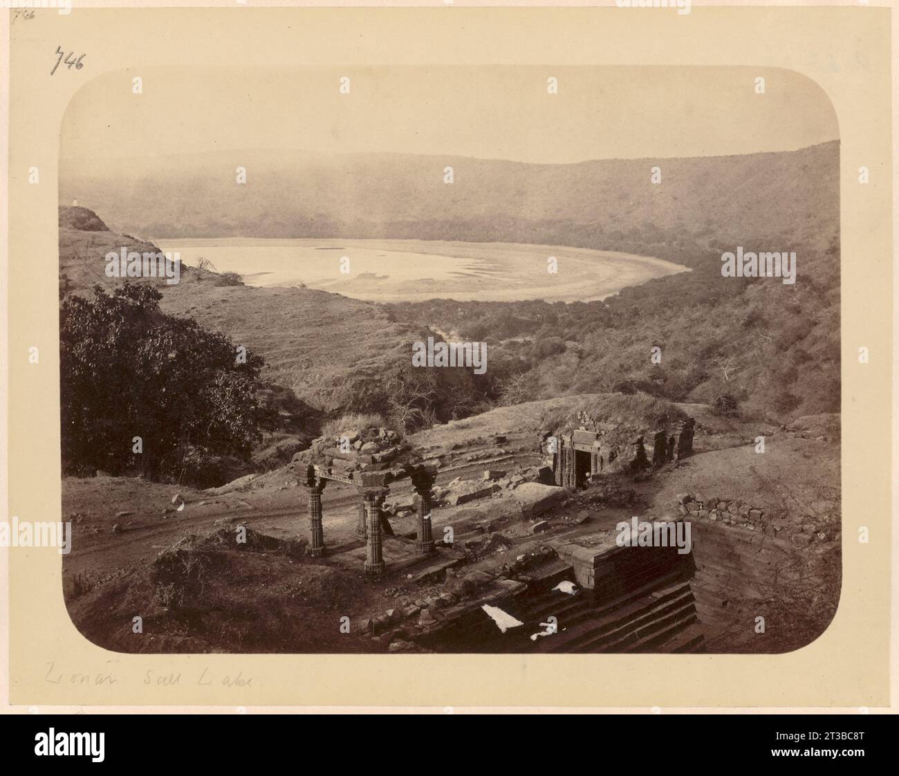 Lonar salt lake Stock Photo - Alamy