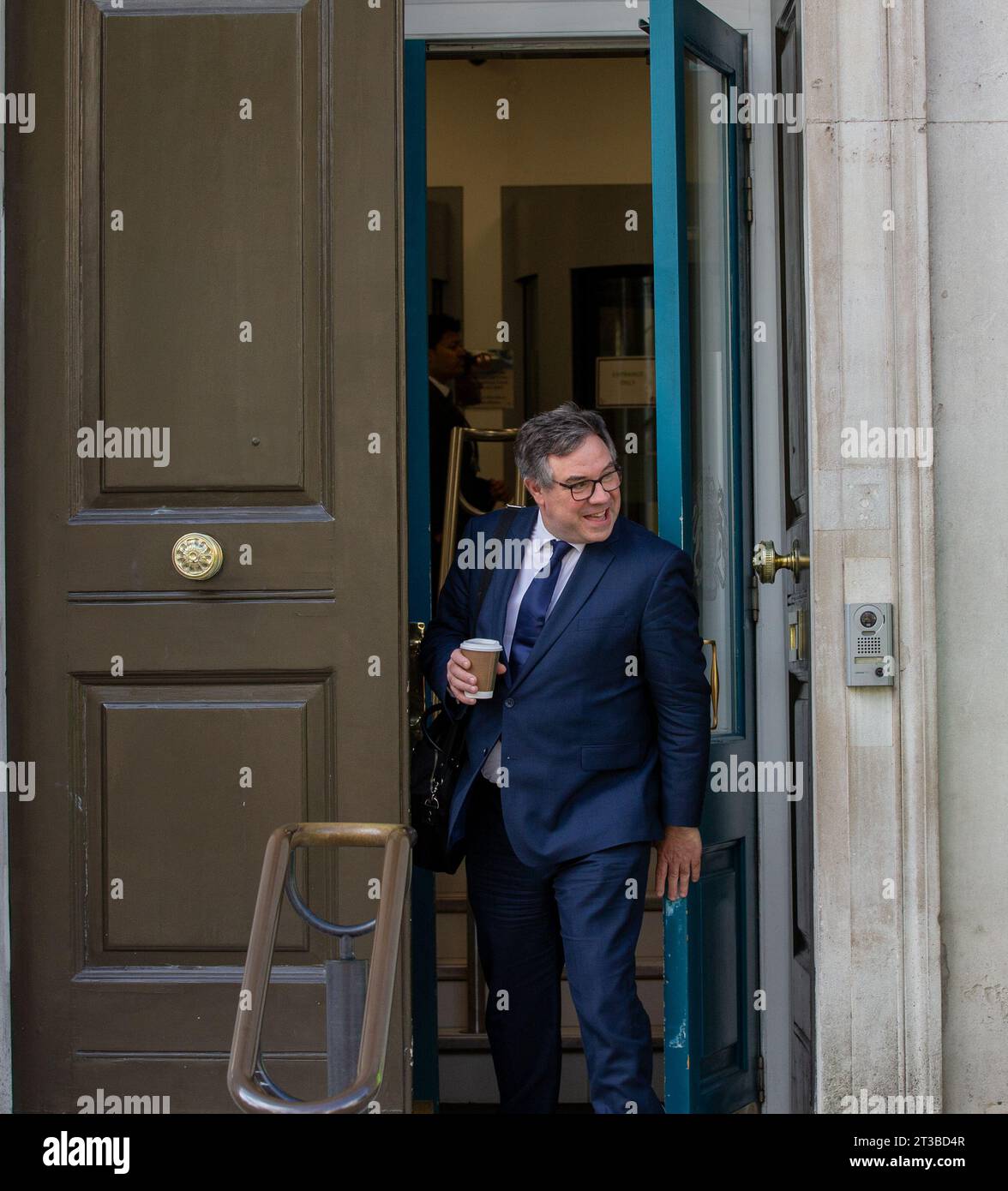 Jeremy quin cabinet office hi-res stock photography and images - Alamy