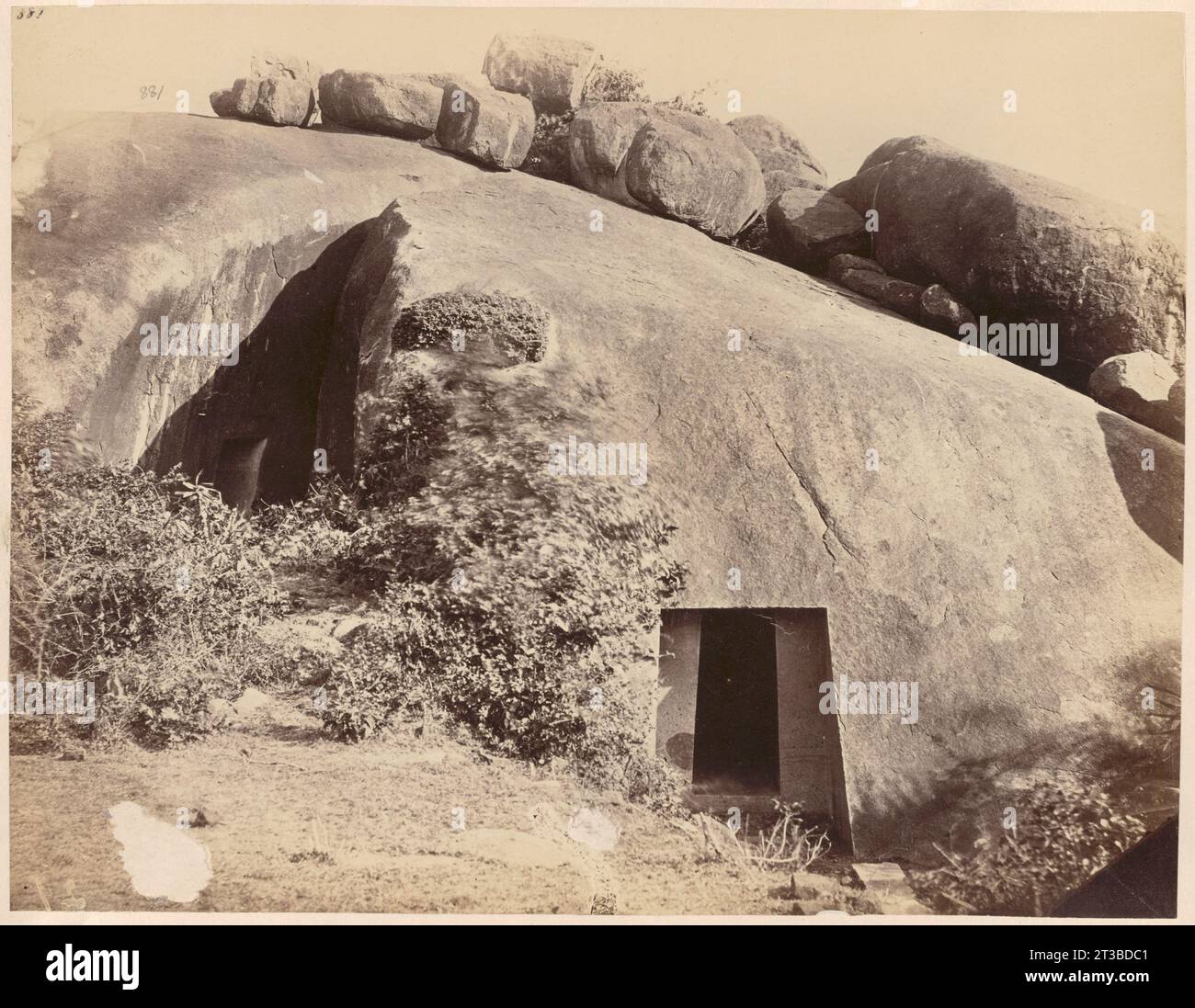 Gopi & Kalpi caves, Barabar, Gaya Stock Photo - Alamy