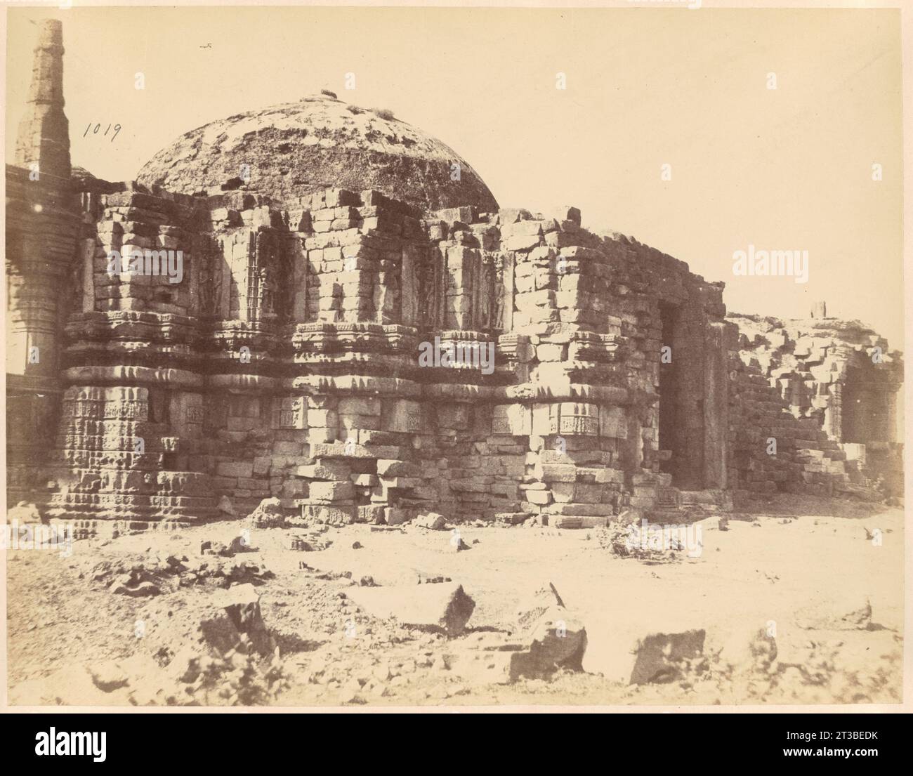 Ruins of Somnath Temple, Prabhas Patan, India Stock Photo - Alamy
