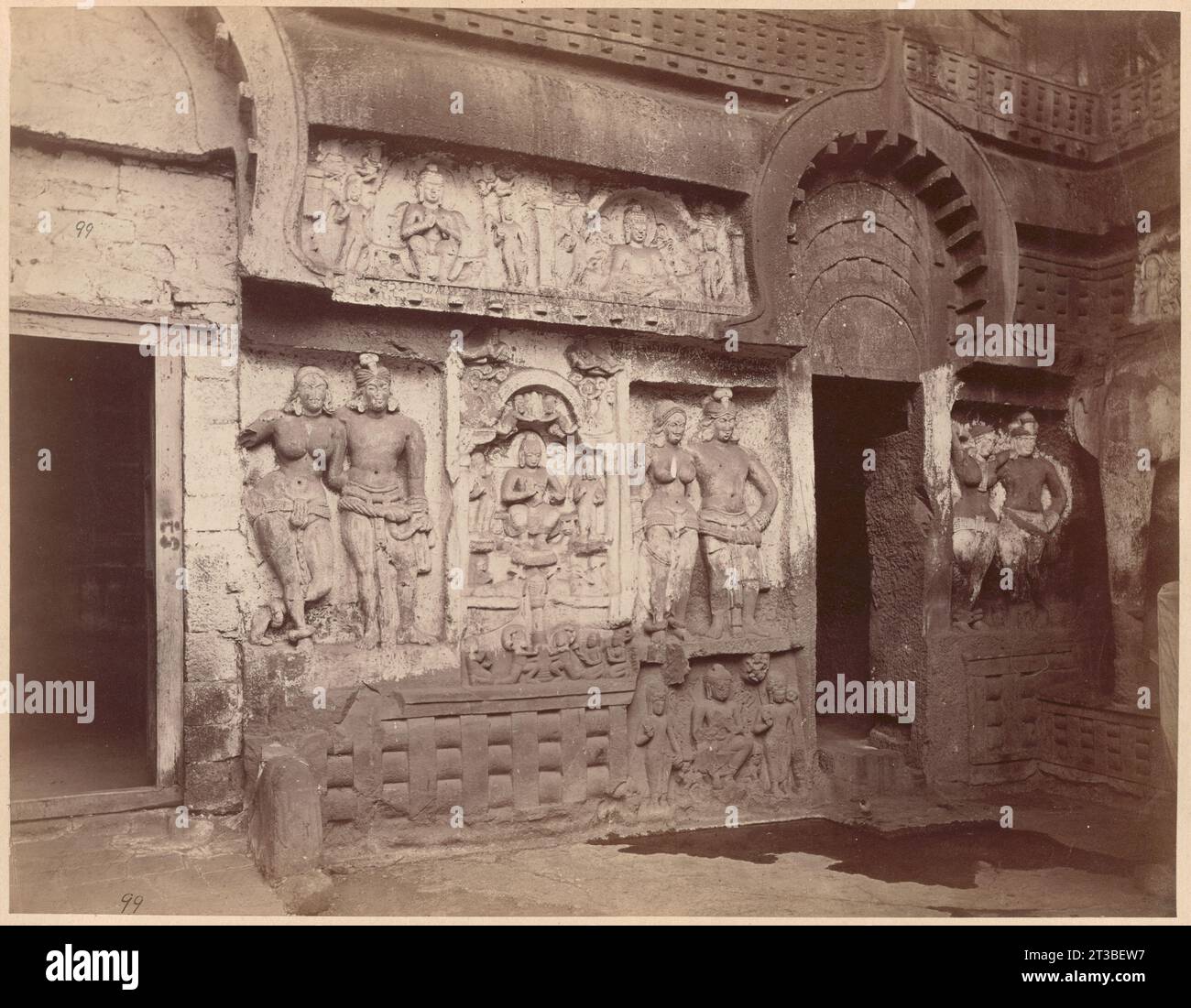 Entrance to Chaitya Hall, Karli Caves, Karli, India Stock Photo - Alamy