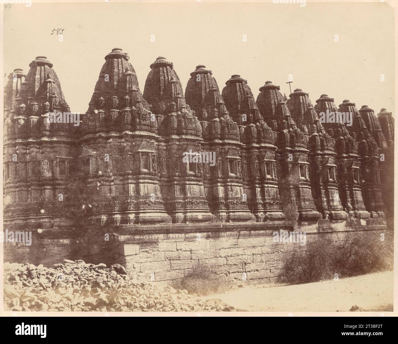 Bhadreshwar Jain Temple, Bhadreshwar, India Stock Photo - Alamy