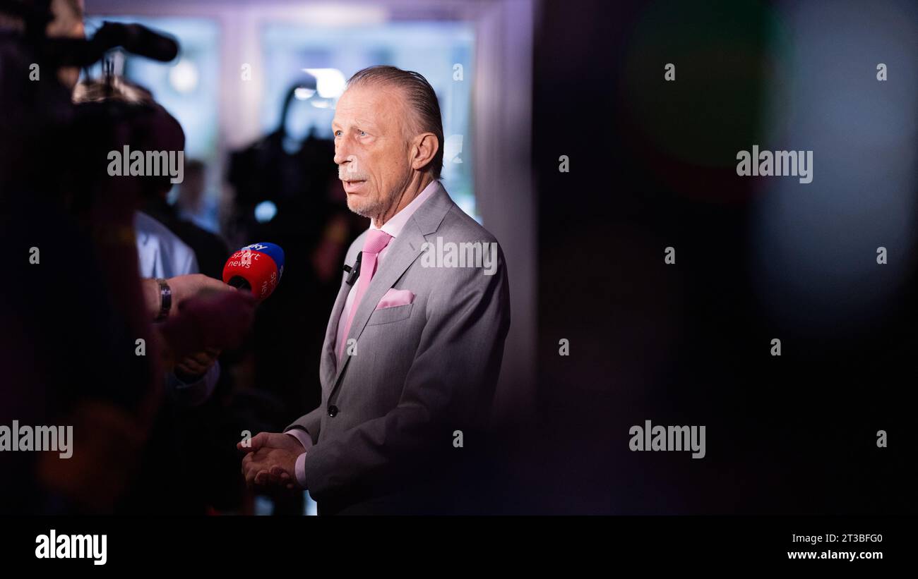 Cologne, Germany. 24th Oct, 2023. Soccer: Premiere of the documentary ...