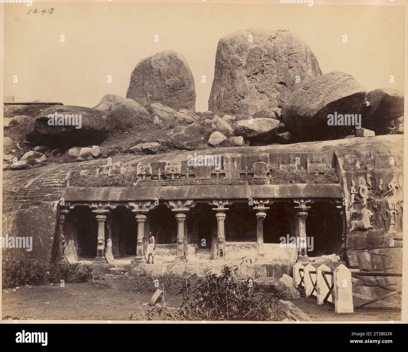 Pancha pandava mandapa hi-res stock photography and images - Alamy