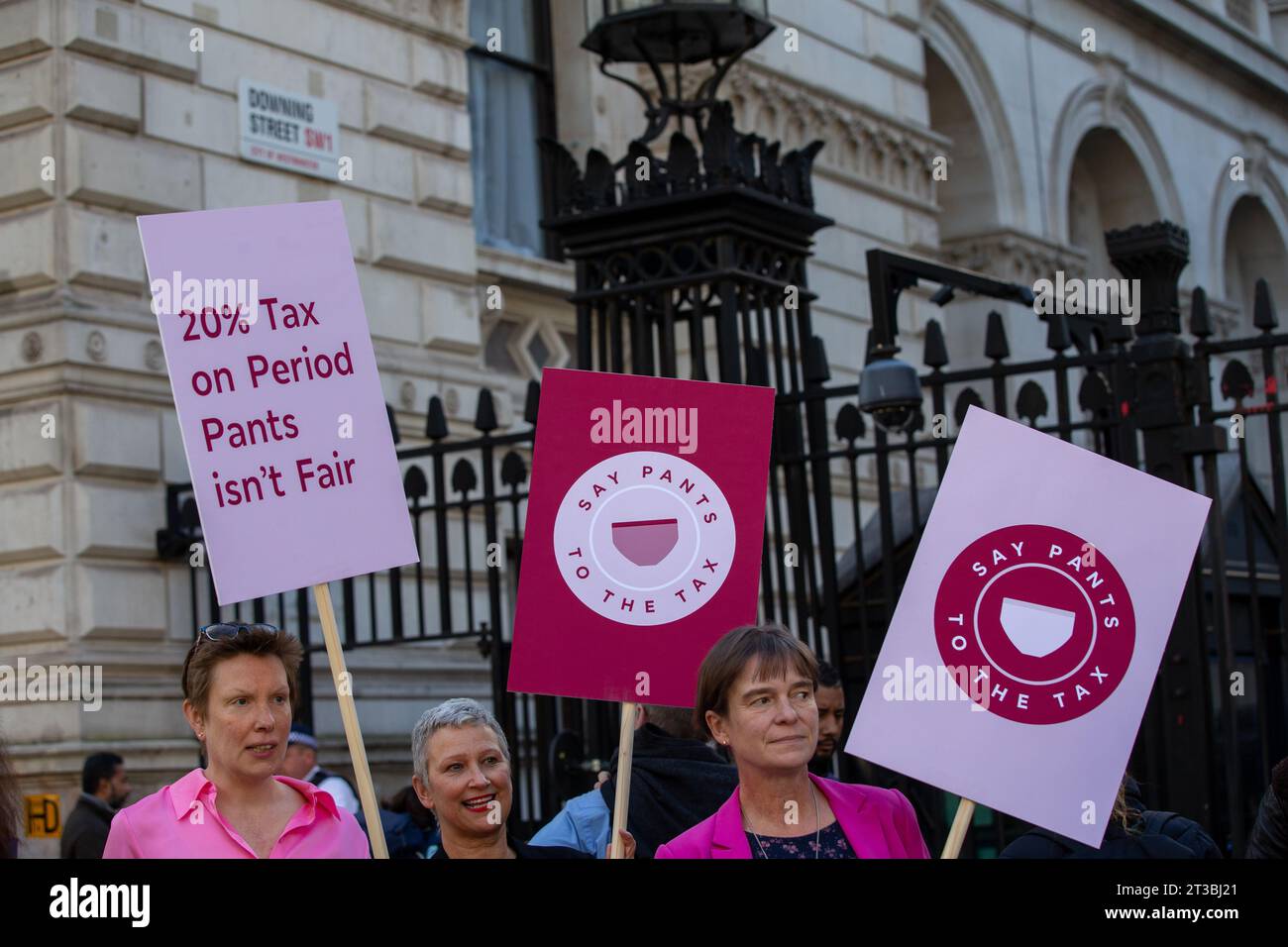 London, UK. 24th Oct, 2023. A protest outside Downing Street against ...