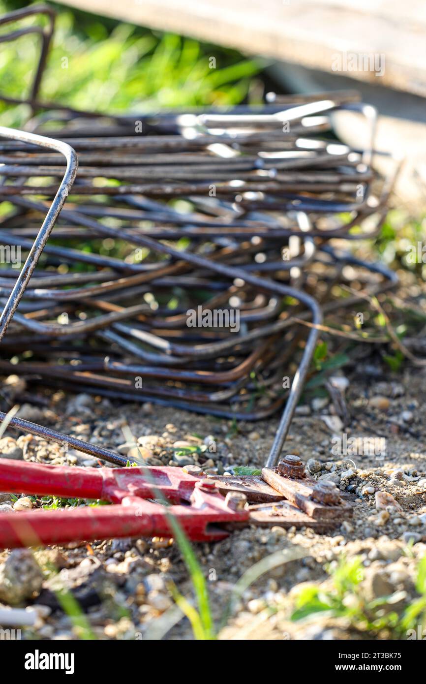 metal wire for the construction of the building Stock Photo - Alamy