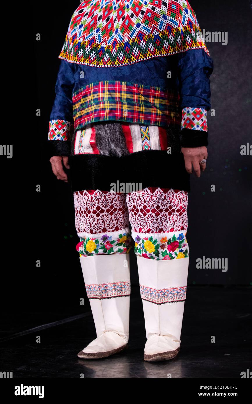 Traditional dress beadwork hi-res stock photography and images - Alamy