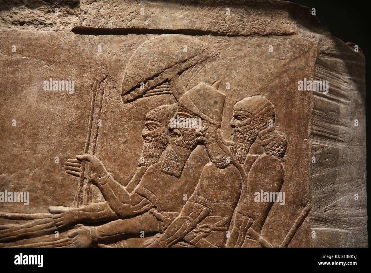 Assyrian costume hi-res stock photography and images - Alamy