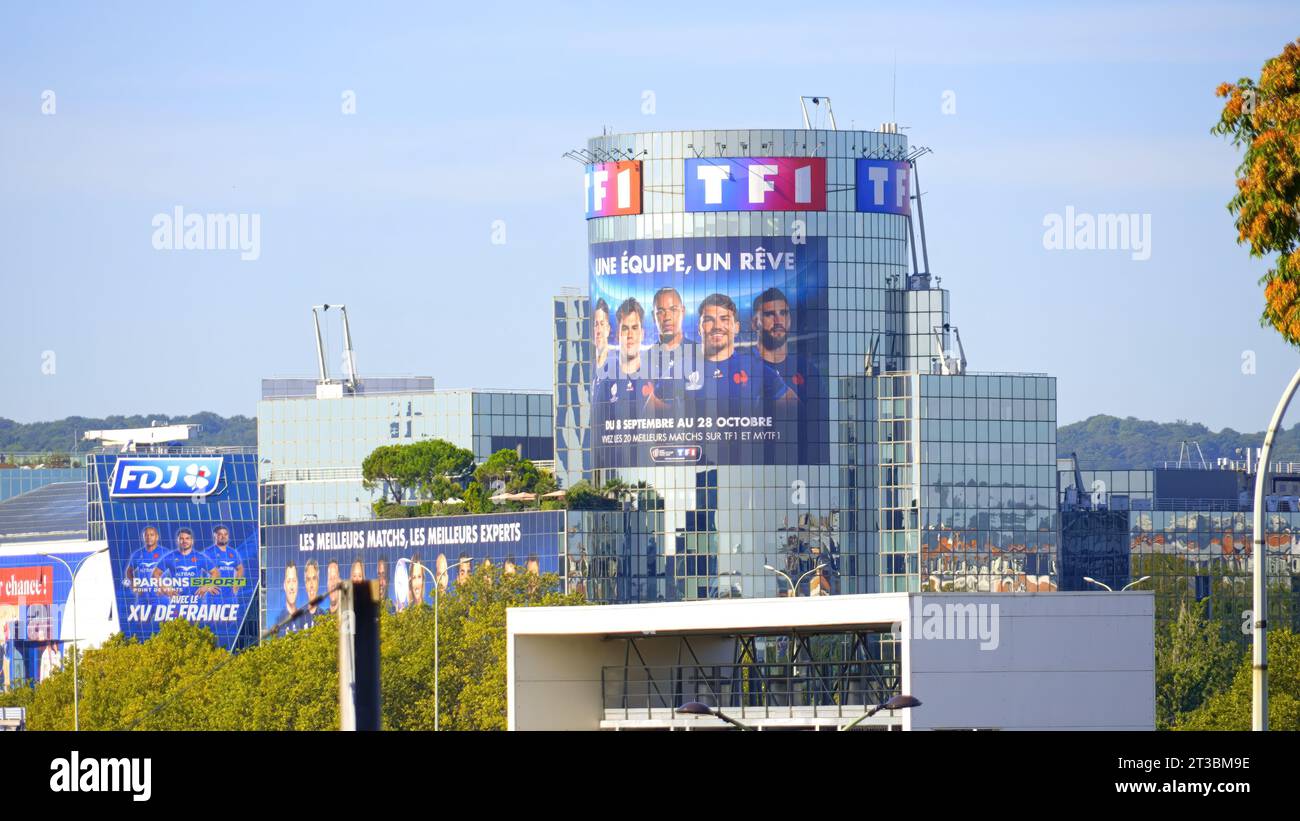 Tf1 building paris hi-res stock photography and images - Alamy