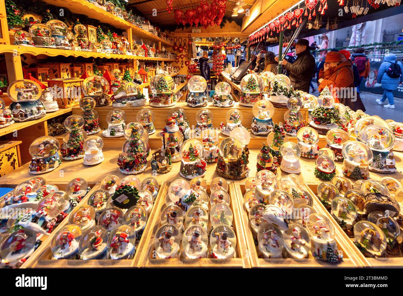 Austria, Salzburg - December 21, 2022 : Lots of Christmas toys and ...