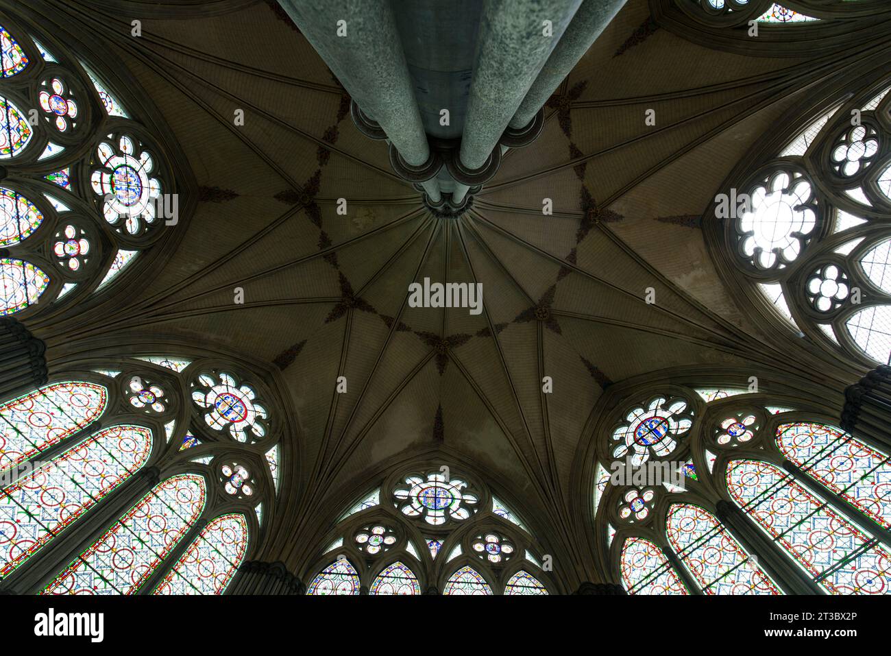 Chapter House - home of the Magna Carta in Salisbury Cathedral, UK ...