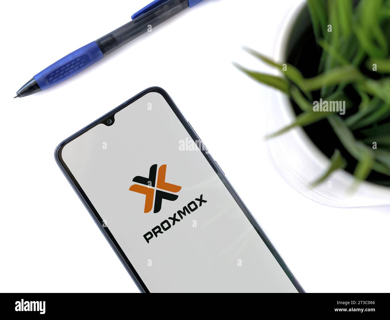Proxmox virtual environment hi-res stock photography and images - Alamy
