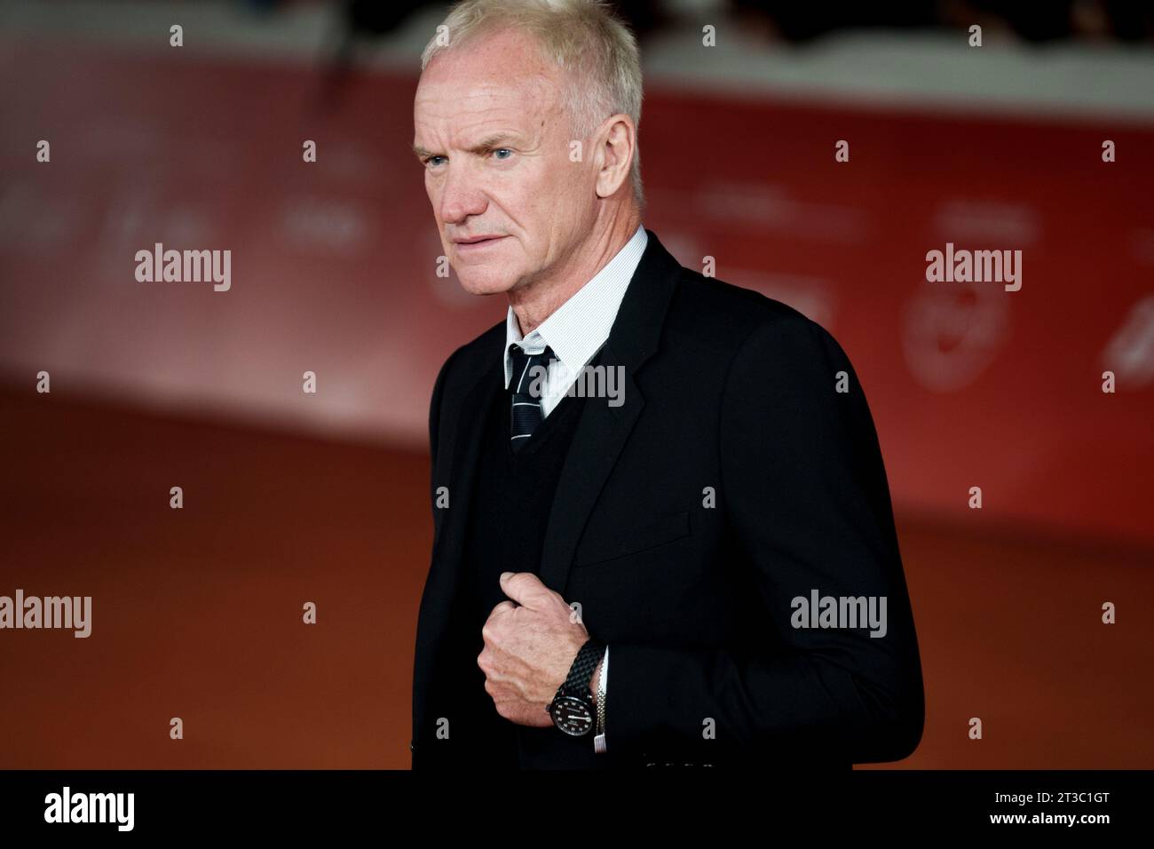 Sting singer 2023 hi-res stock photography and images - Alamy