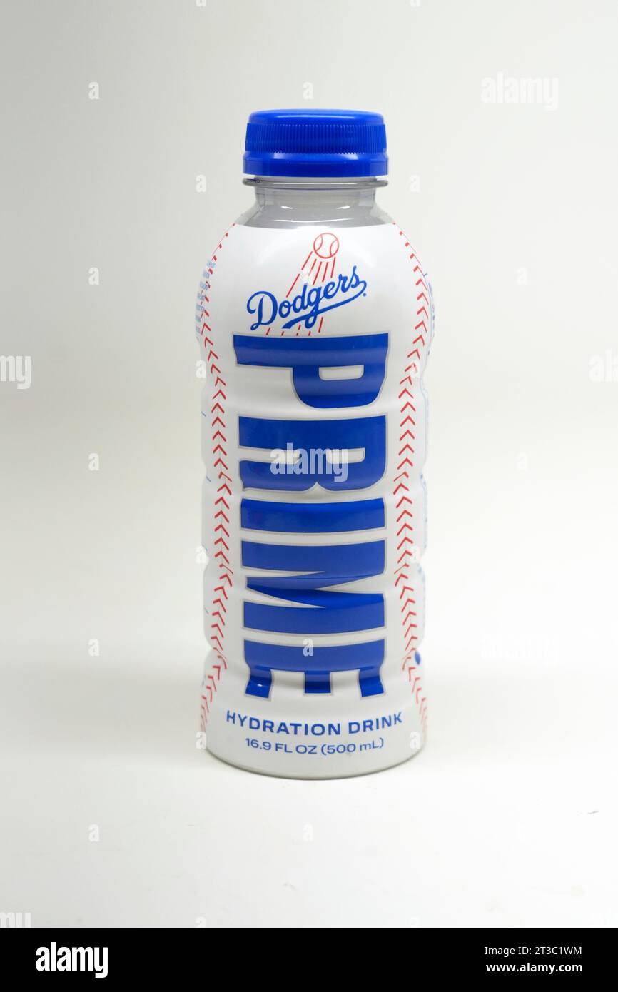 A Los Angeles Dodgers logo branded Prime Hydration Drink. (Kirby Lee ...