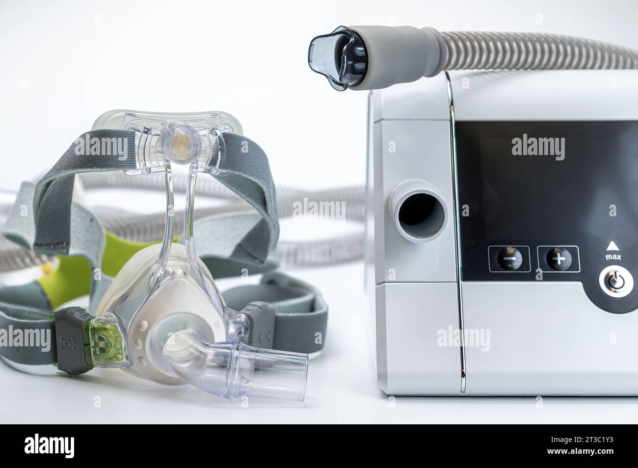 CPAP machine with mask and hose, for people with sleep apnea ...