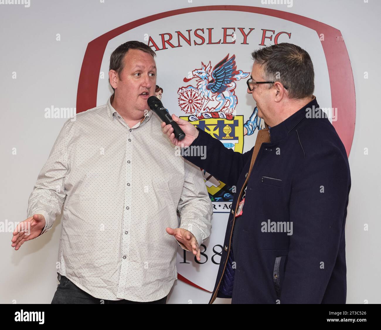 Barnsley, UK. 22nd Oct, 2023. Danny Malin aka Rate my Takeaway is in ...