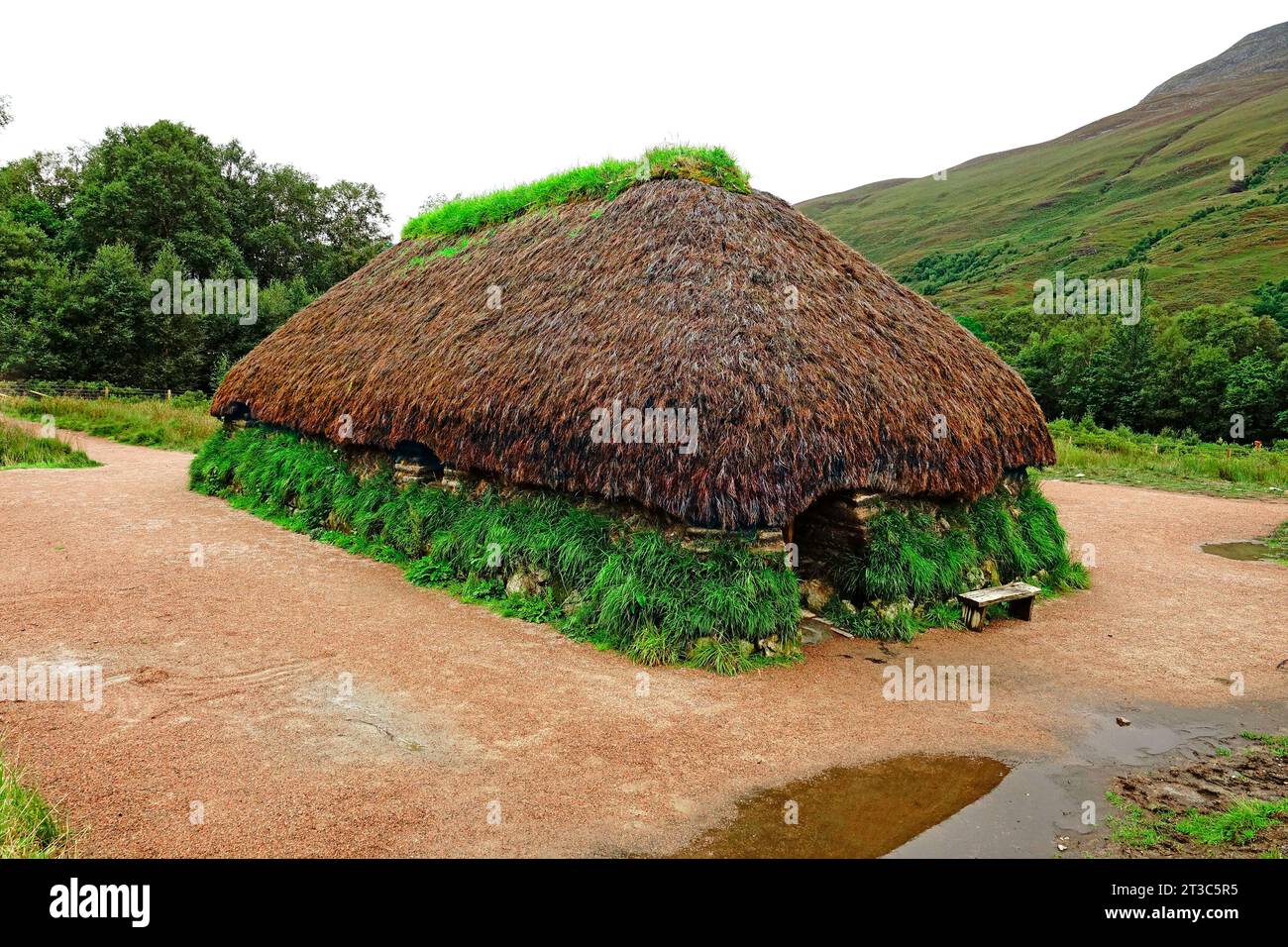 Turf house glencoe hi-res stock photography and images - Alamy