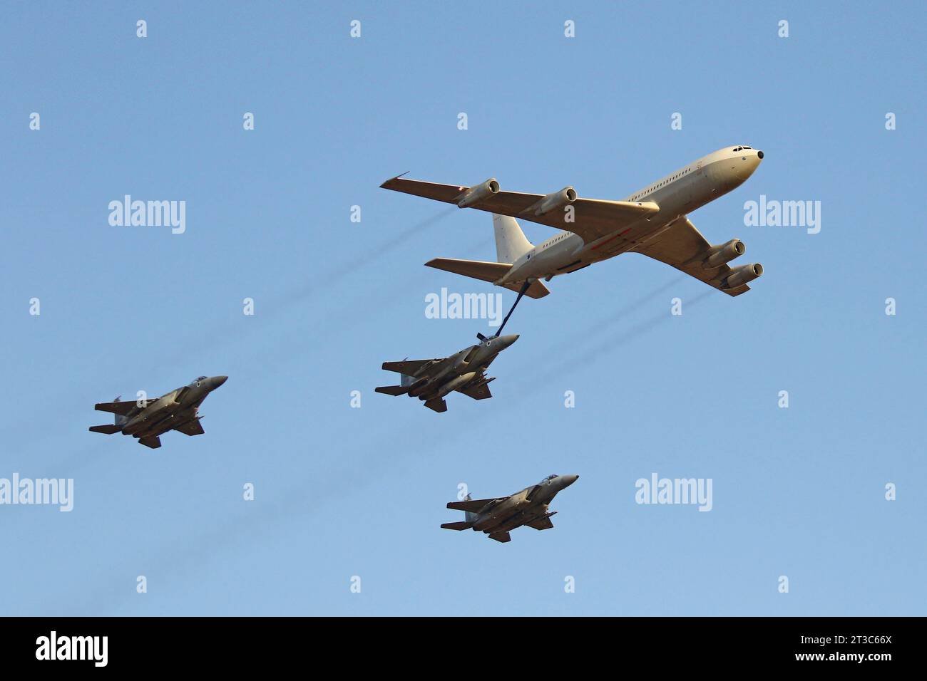 Boeing 707 israeli air force hi-res stock photography and images - Alamy