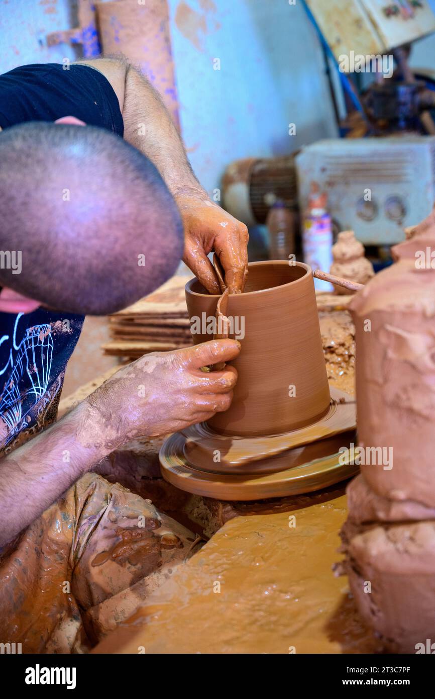 Olaria O Patalim, Patalim Pottery Factory, Corval, Alentejo, Portugal ...