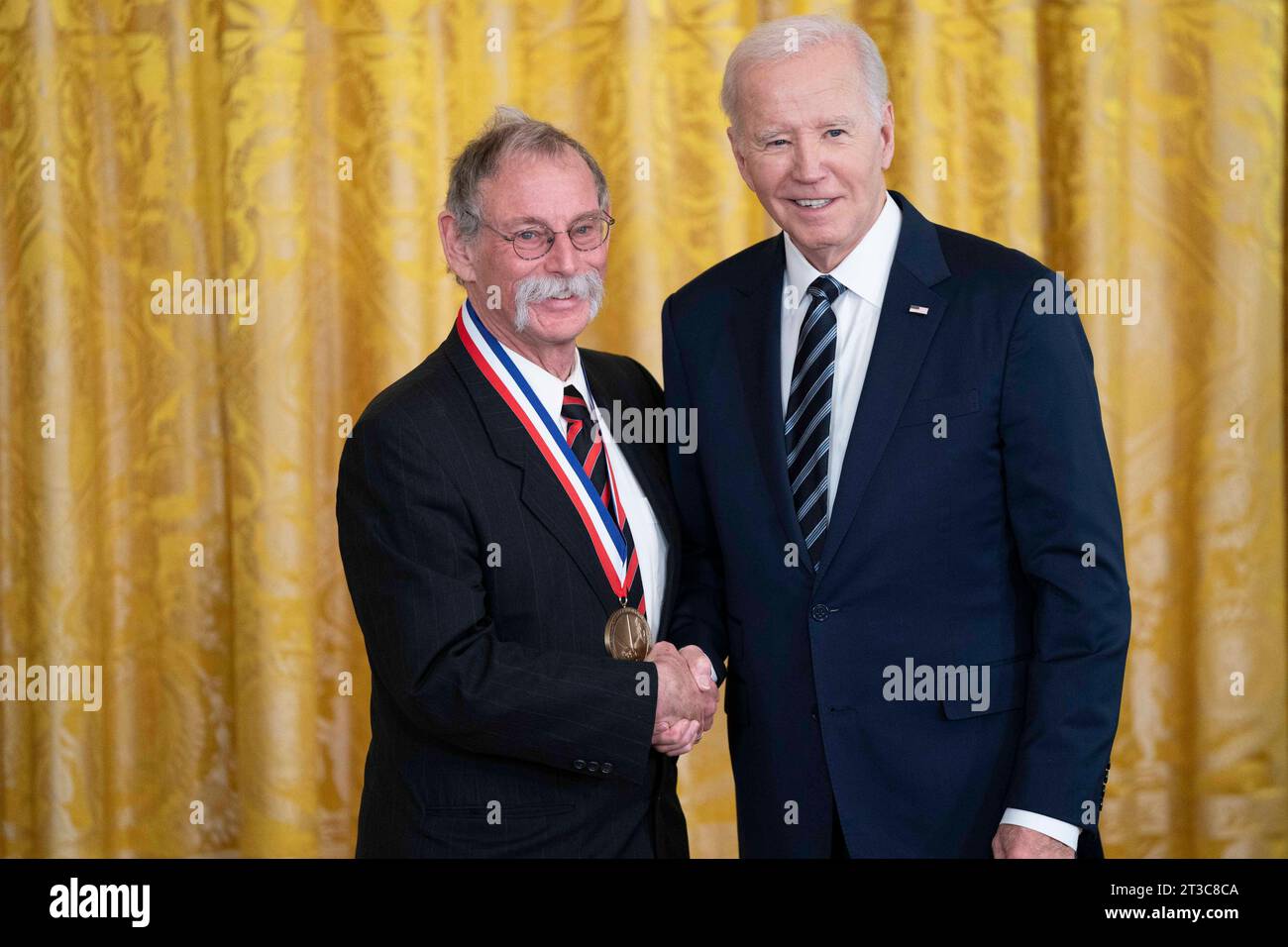 Washington, United States. 24th Oct, 2023. President Joe Biden awards ...