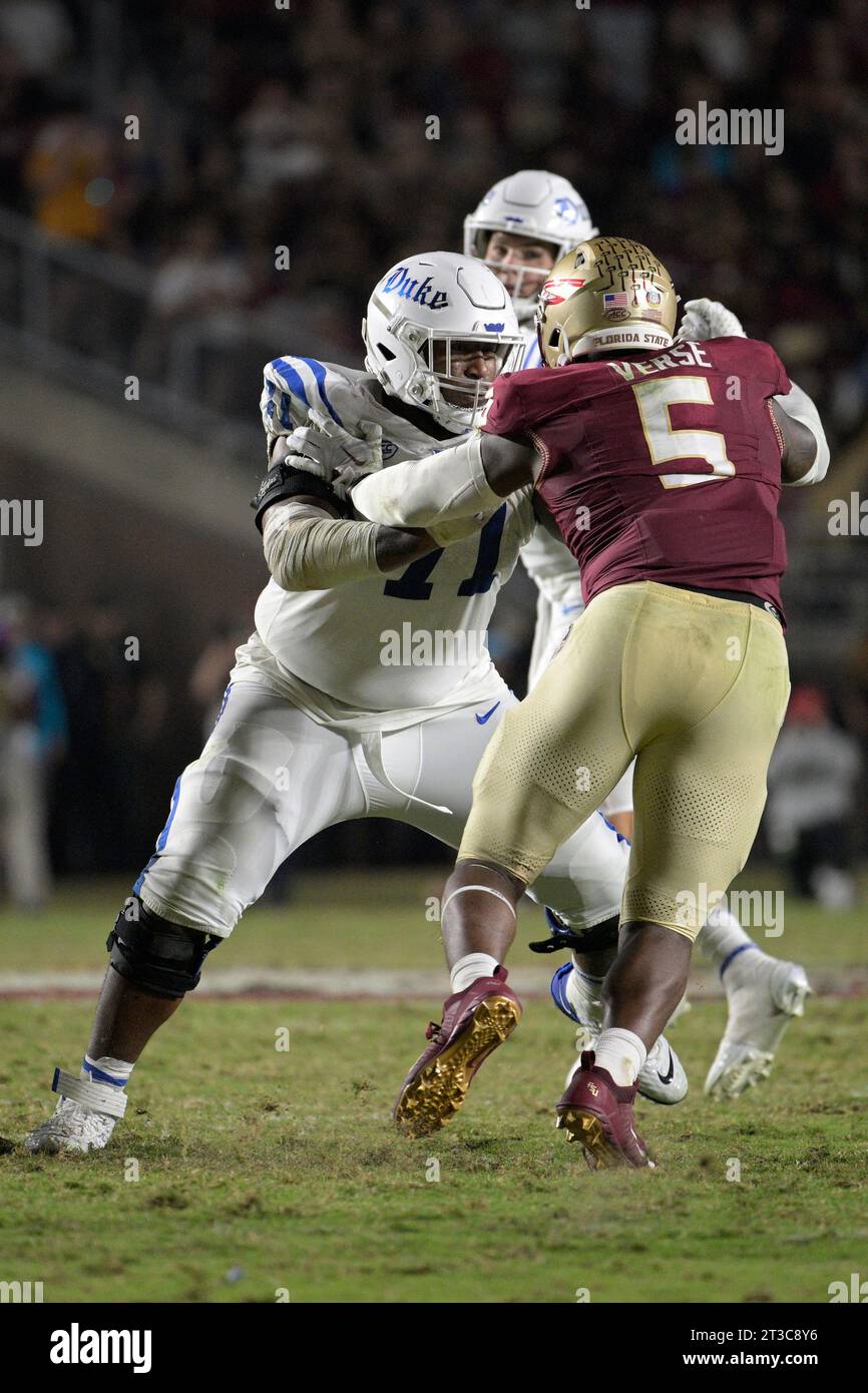 Duke offensive lineman Maurice McIntyre (71) blocks against Florida ...