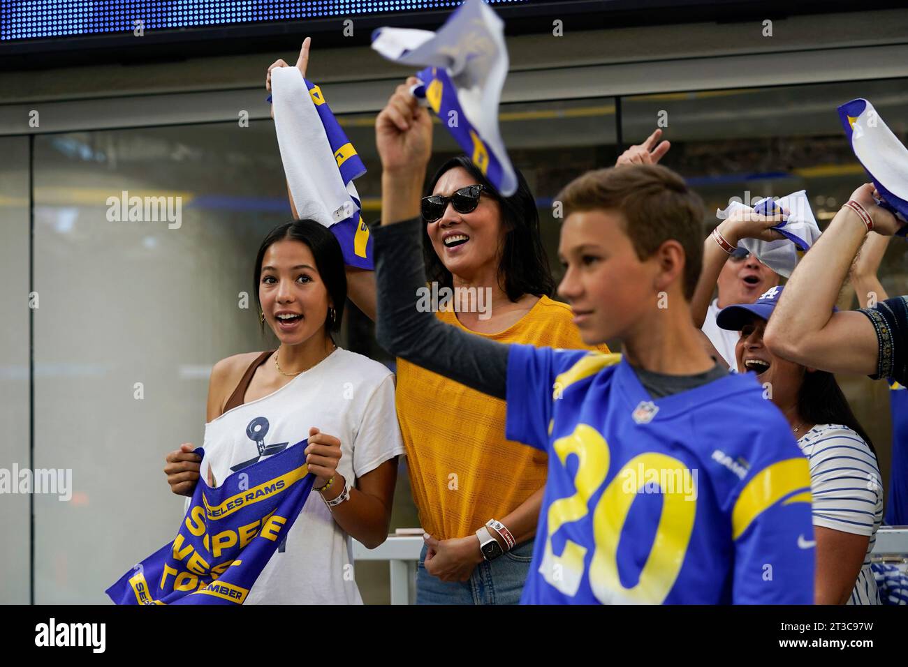 Los Angeles Rams fans SoFi Stadium of an NFL football game against the ...