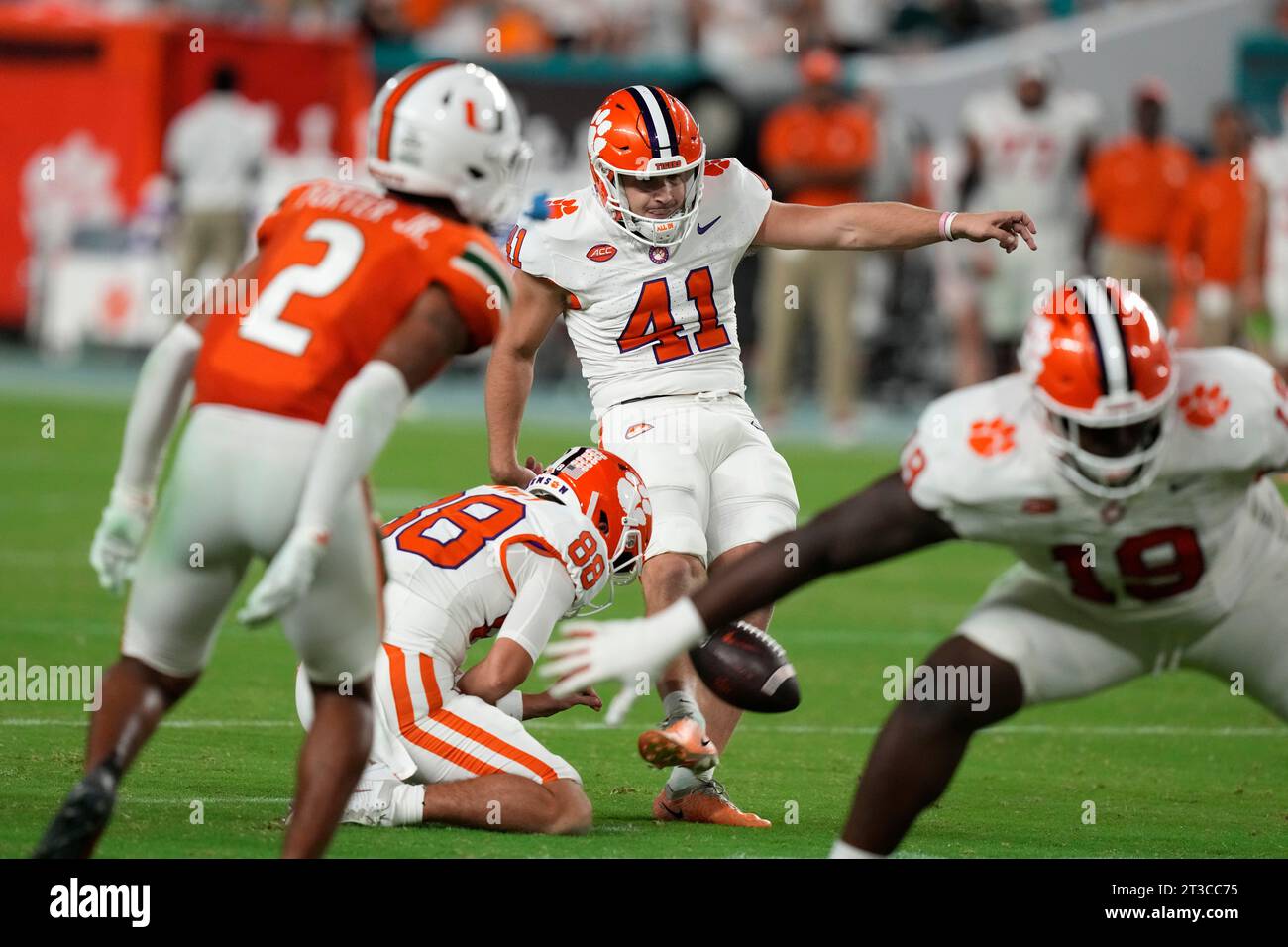 Clemson place kicker Jonathan Weitz (41) kicks a field goal during the ...
