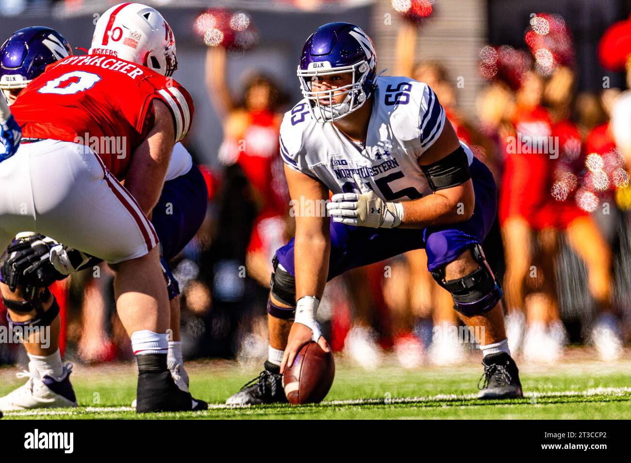 Lincoln, NE. U.S. 21st Oct, 2023. Northwestern Wildcats center Jackson ...