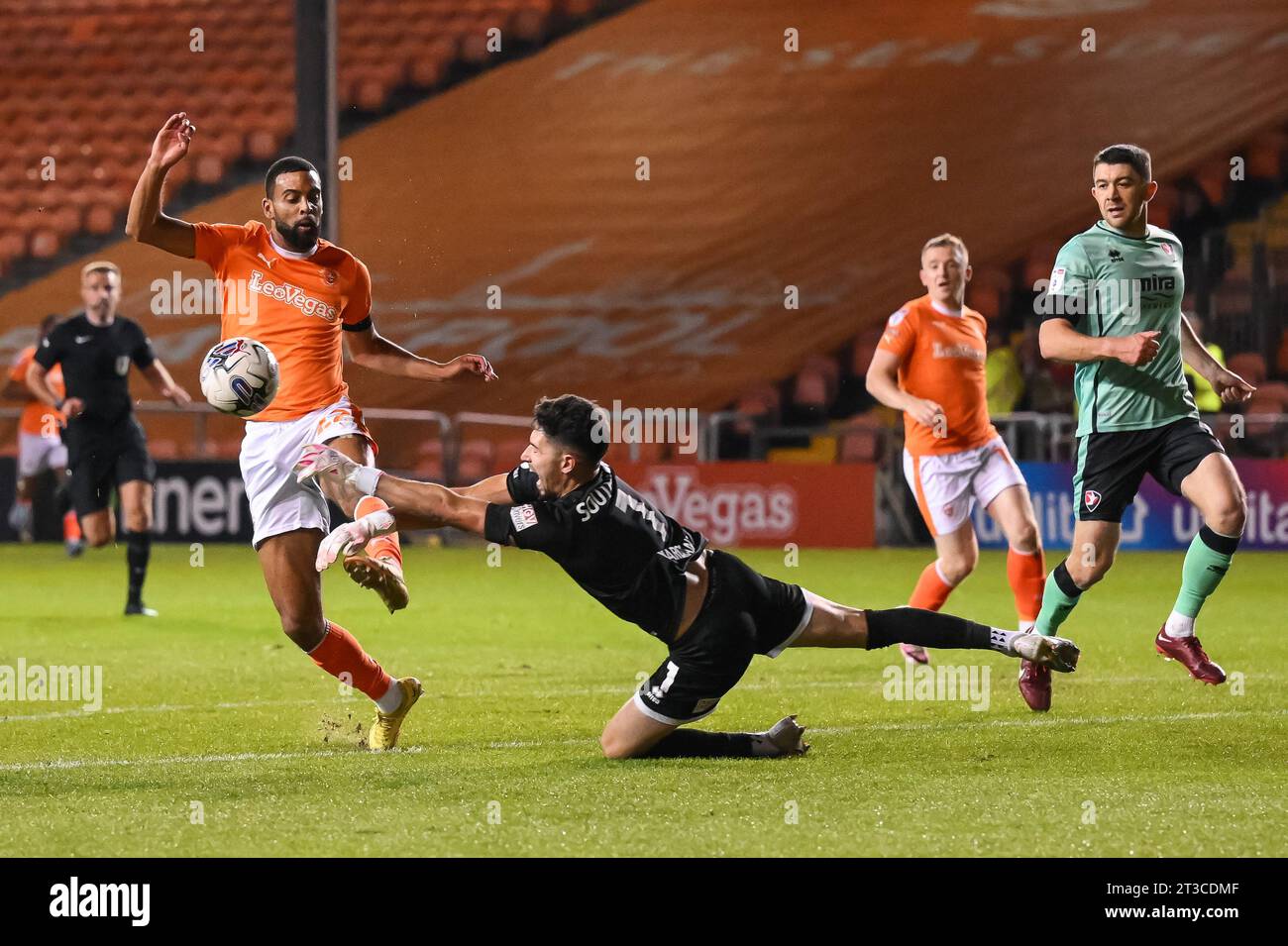 Luke thomas cheltenham hi-res stock photography and images - Alamy