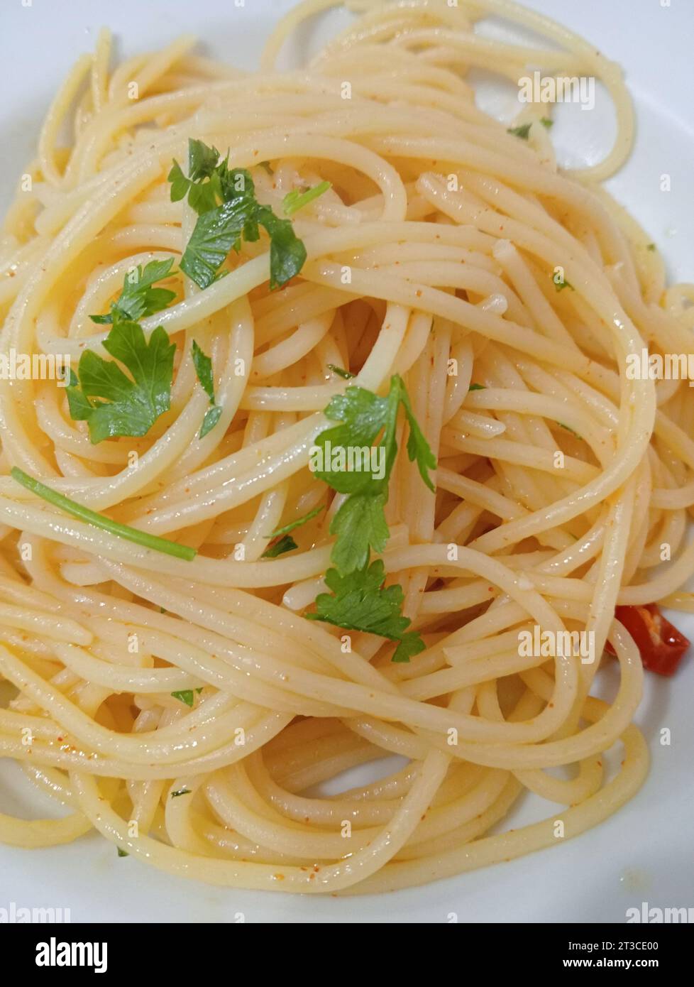Long pasta hi-res stock photography and images - Alamy