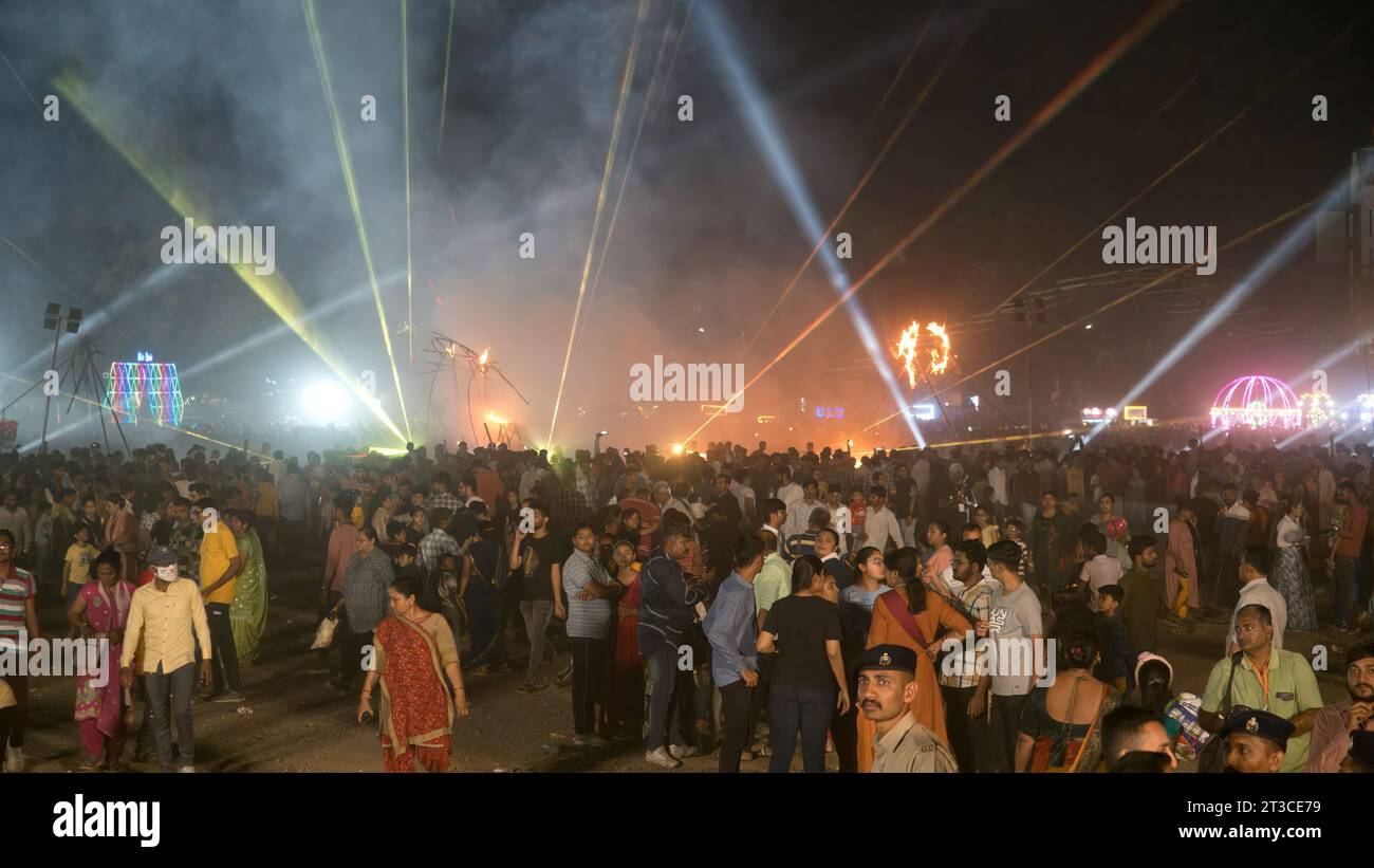 India and crowd 2023 hi-res stock photography and images - Alamy