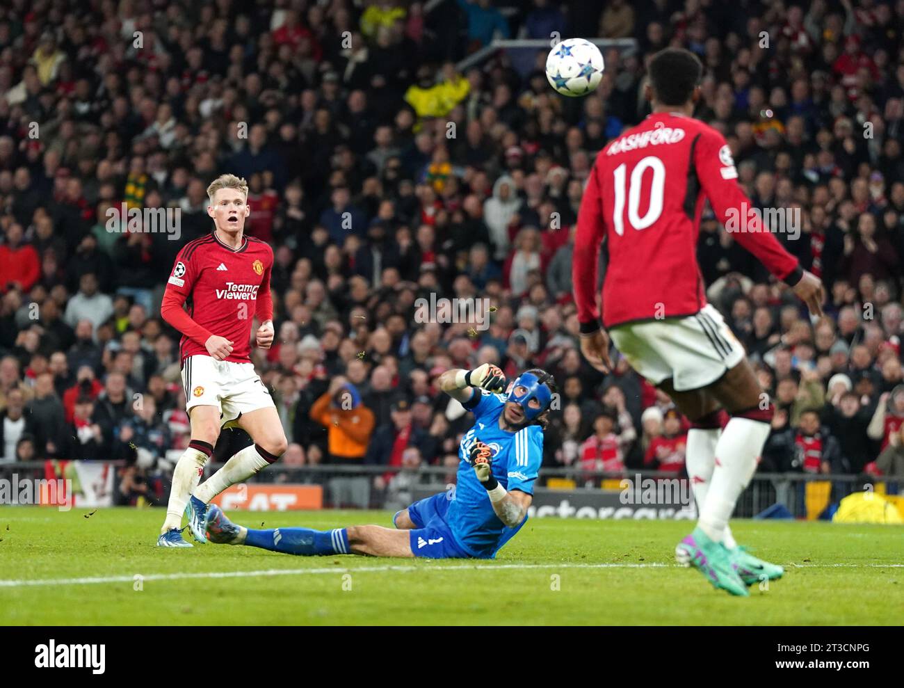 Manchester United's Scott McTominay sees his shot go wide during the ...
