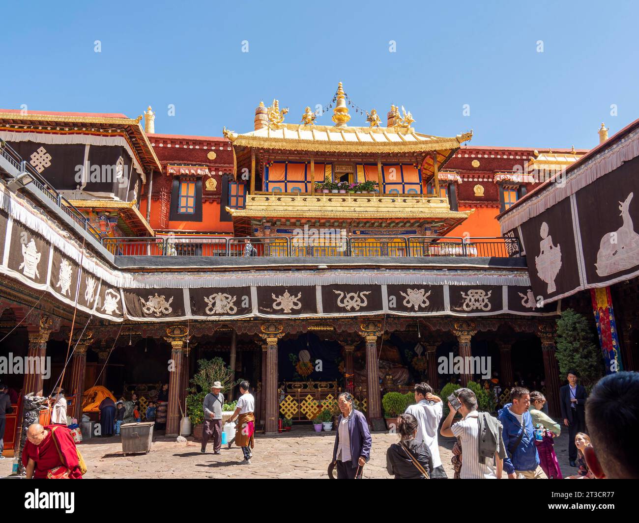 Jokhang Temple, Tibetan pilgrimage site, Lhasa, Tibet, China Stock ...